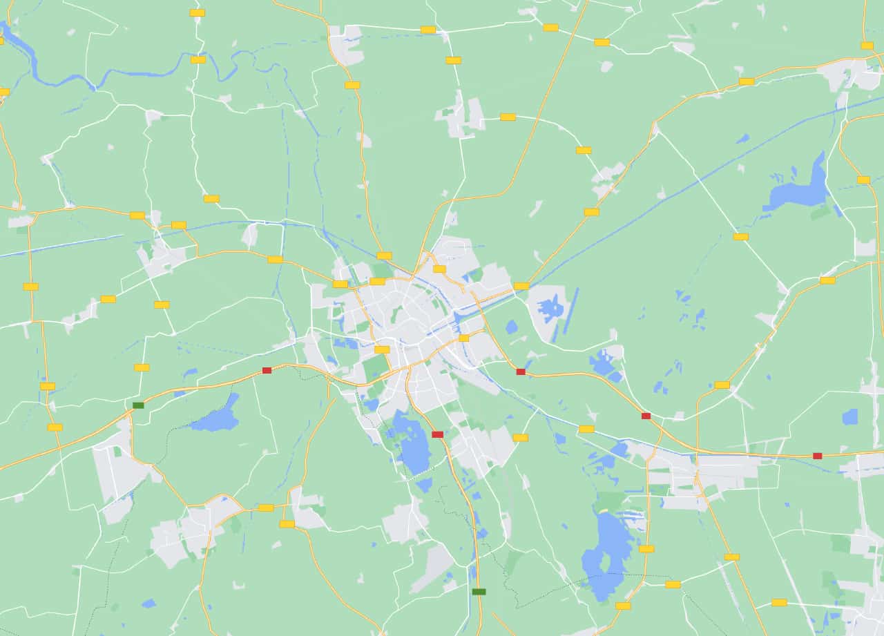 Pantopia Pizza • Menu, Prices, & Tips • theme park bites