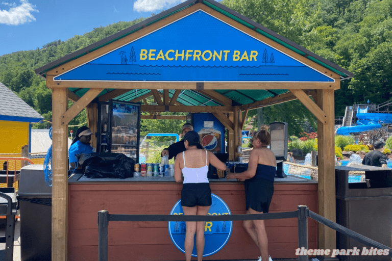 Beachfront Bar / Tiki Bar • theme park bites