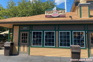 Lake Compounce Restaurants: From Delicious Classic Burgers to Sweet ...