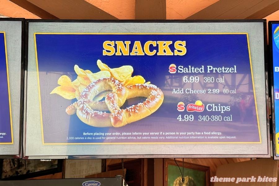 Blue Moon Saloon - theme park bites