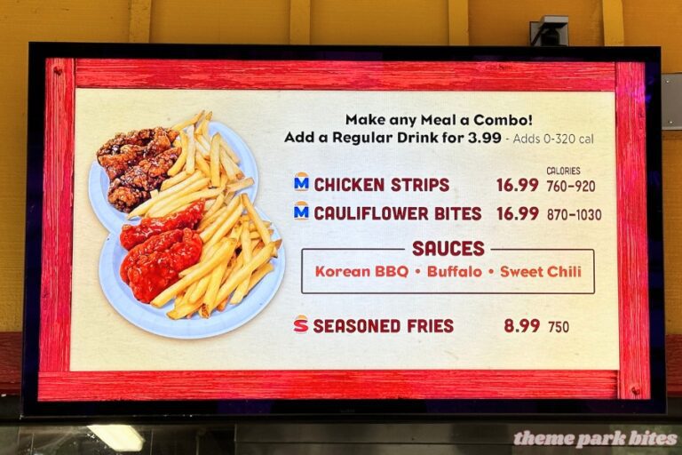 Totally Kickin' Chicken - Six Flags Great Adventure - theme park bites